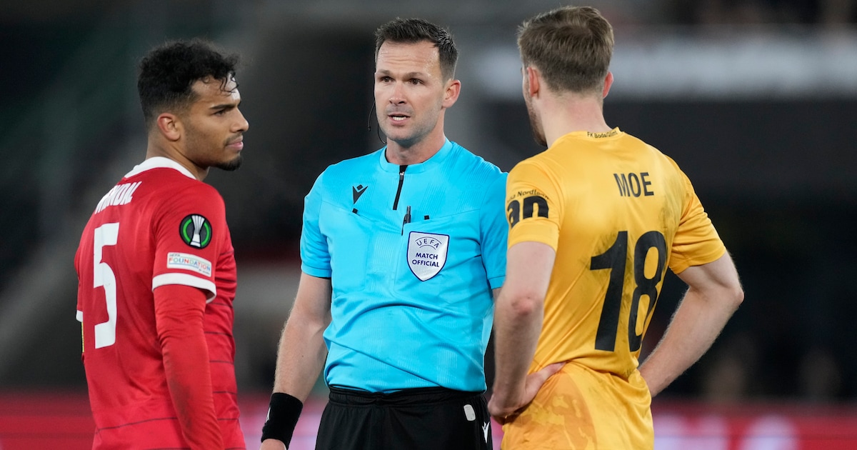 AZ treft oude bekende als scheidsrechter in halve finale tegen West Ham United | Nederlands ...