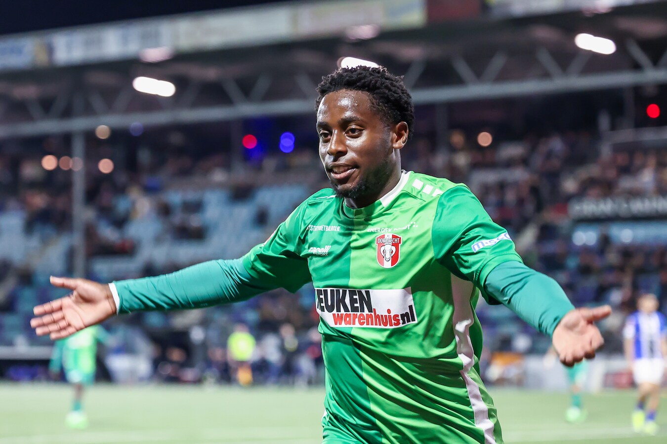 Zeldzame triomf in De Vliert: FC Dordrecht breekt na twaalf jaar ...