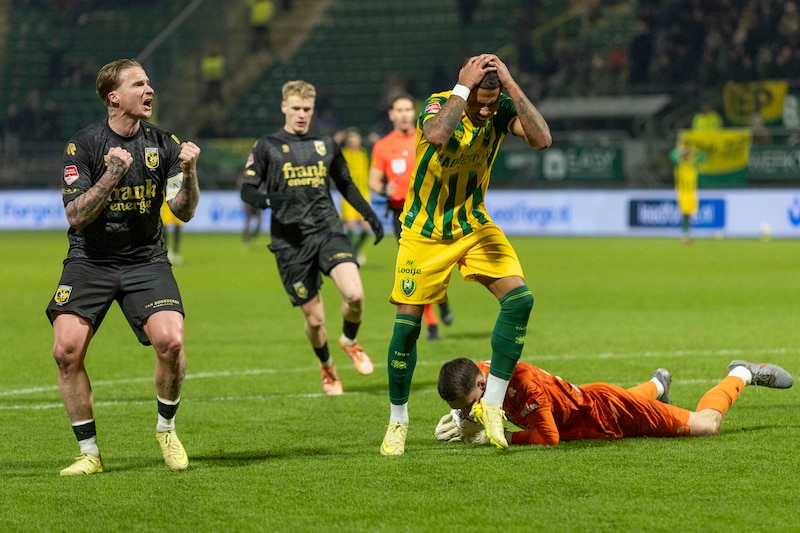 LIVE Keuken Kampioen Divisie | ADO Den Haag dicht bij razendsnelle ...