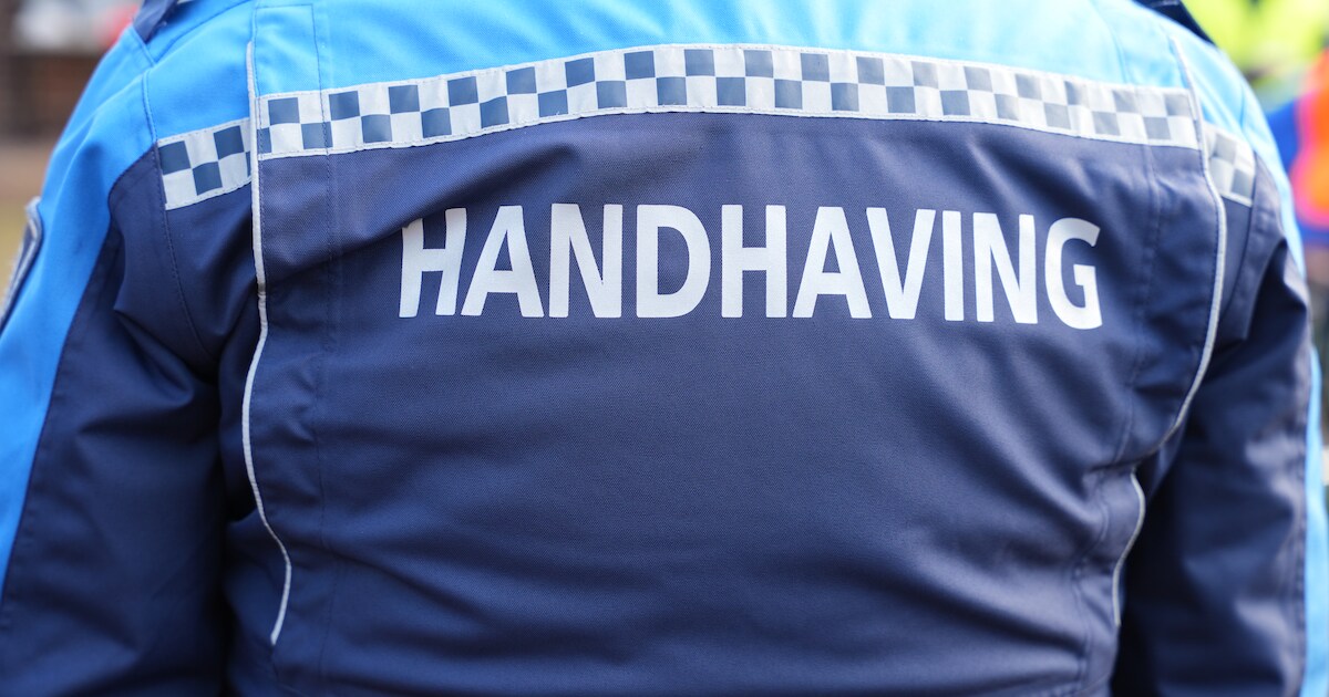 Portemonnee dichthouden? Rijdt dan veilig, want handhavers in Hoorn ...