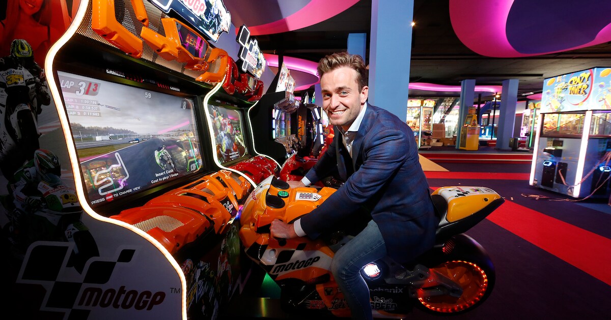 Arcadehal in Utrecht: van pukkelige gameverslaafden tot verliefde ...