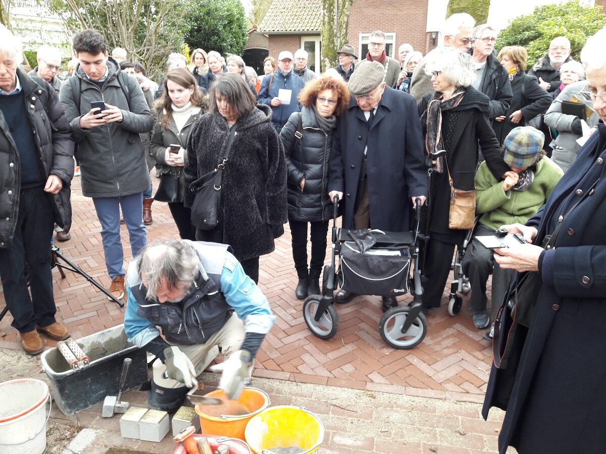 Oorlogsheld Max Wolff (1926-2025) wist bij alle eerbetoon ook beter ...