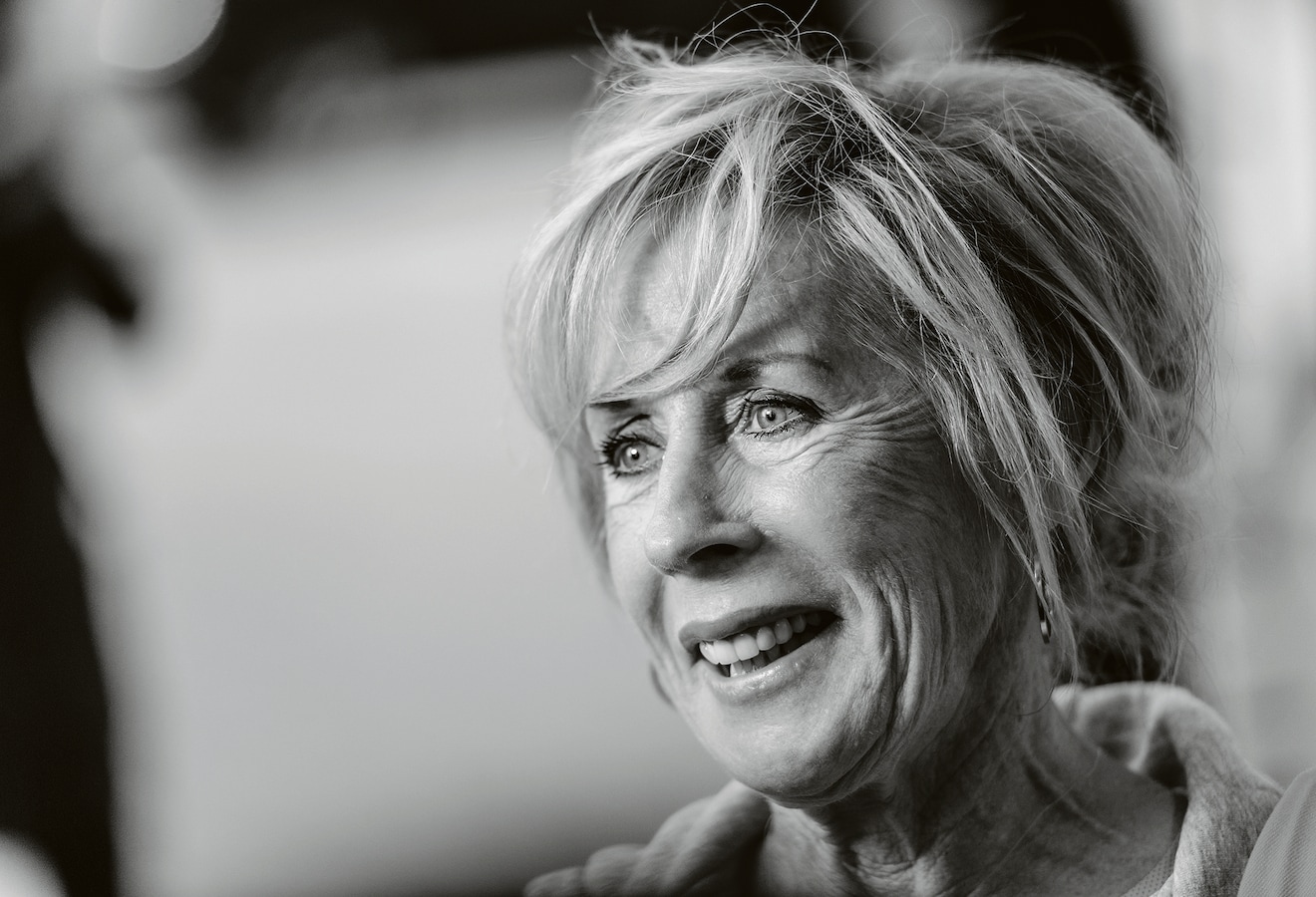 Zangeres en actrice Joke Bruijs (73) overleden, drie dagen na haar ex ...