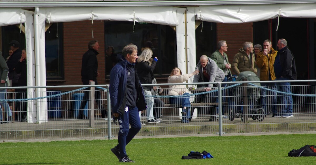 Interim-trainer Ad de Gans weet wat DBGC nodig heeft: ‘Je moet spelers ...