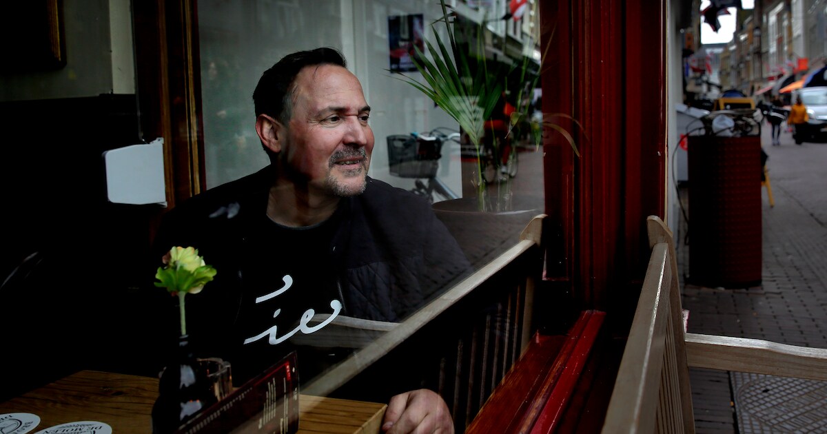 David (50) voelde zich vijf weken gevangen in zijn eigen huis, maar ...