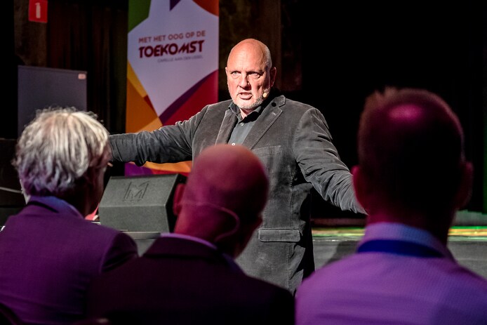 Ruud Veltenaar spreekt in Wassenaars theater over duurzaamheid ...