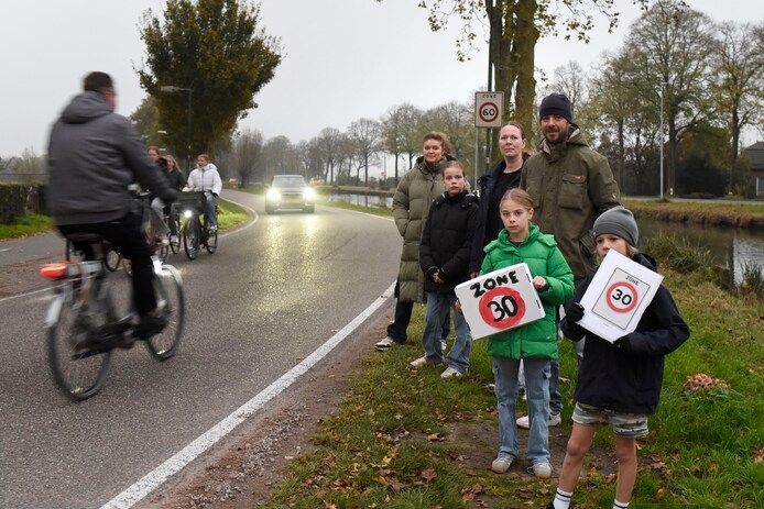 Harmelerwaard wordt fietssnelweg, volgens bewoners hét moment om snelheid naar 30 kilometer te ...