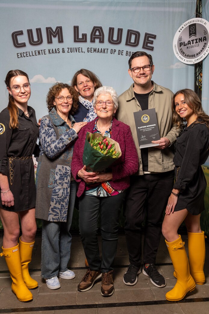 Booij Kaasmakers uit Streefkerk wint prijs met geitenkaas bij Cum Laude ...