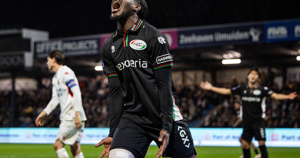 VAR-ingreep en twee goals afgekeurd in hectische slotminuten: nummer 3 NEC morst punten bij ...