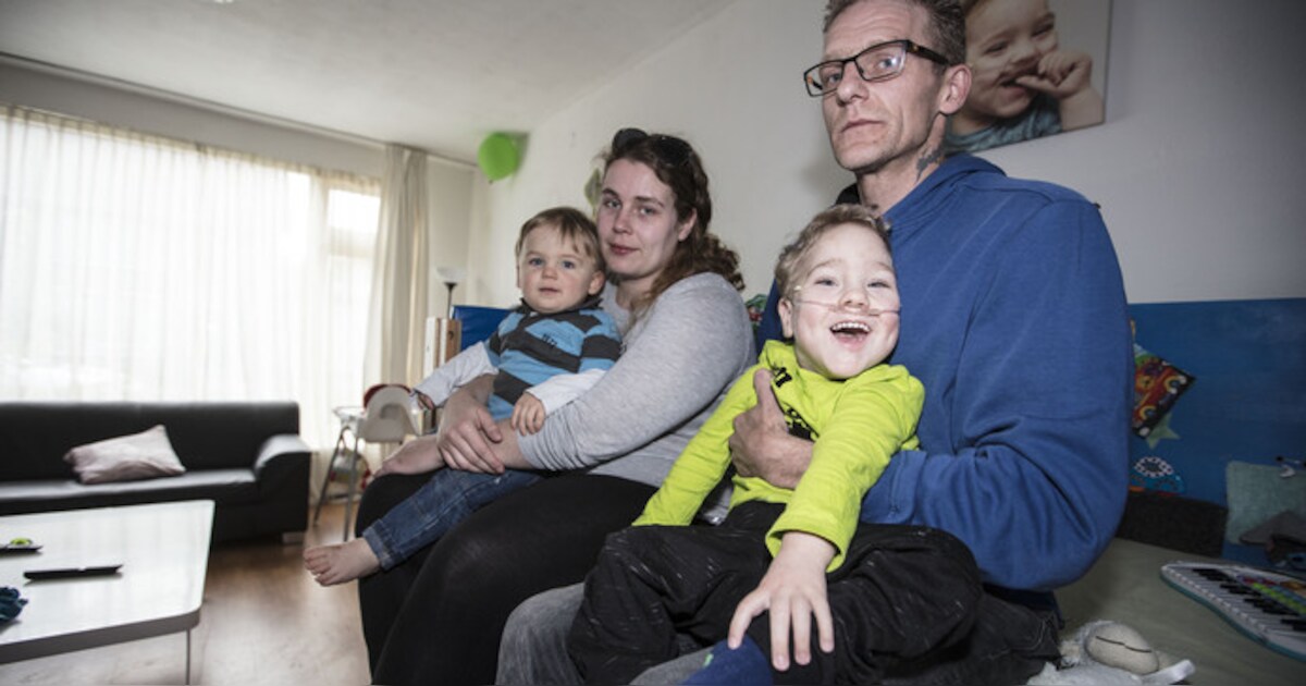 Tilburgse zamelt geld in voor zichzelf over de rug van zieke Diamantino ...