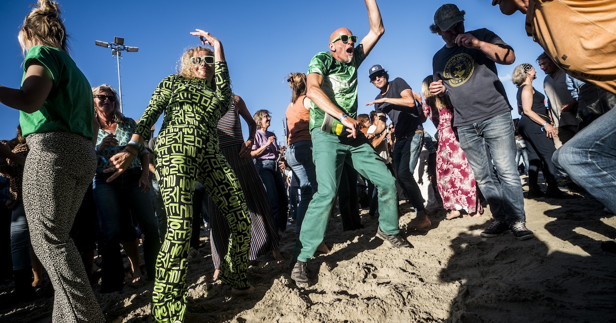 Eerste namen voor Oerol Festival 2026 bekendgemaakt | Regio | AD.nl