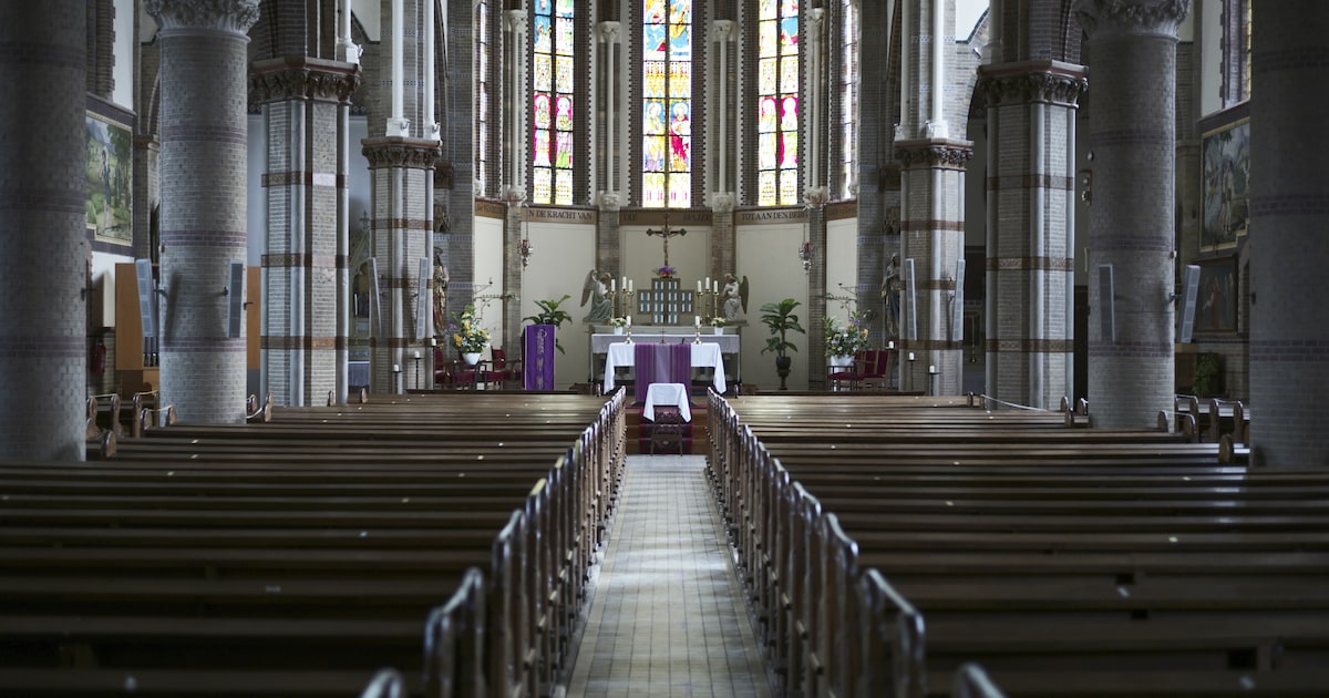 Gezondheidstoestand oud-bisschop Harrie Smeets verslechtert | Roermond ...