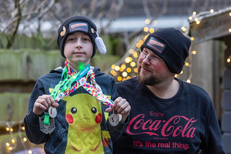 Jonathan (11) kan niet bij zijn zieke moeder wonen en loopt 120 ...