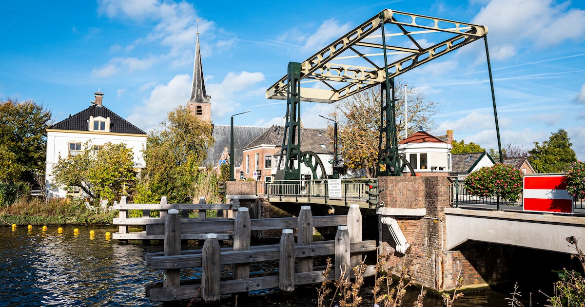 Alphen gaat kijken of Koudekerksebrug vervangen moet worden: historisch ...