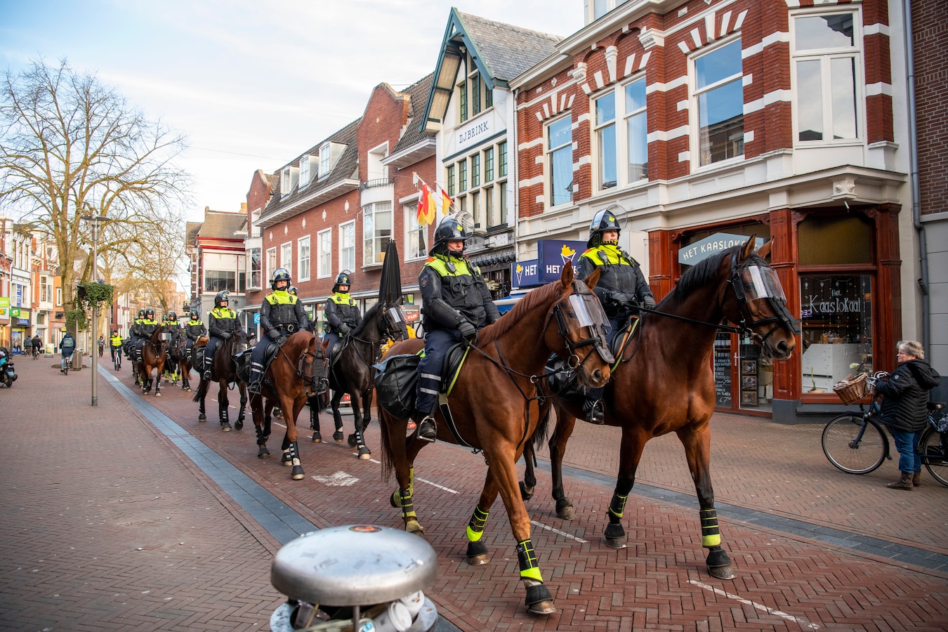 ‘Er was concrete dreiging van geweld’ en dus greep burgemeester Ton ...
