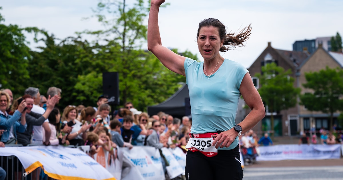 Olympisch roeikampioene zegeviert op Eemplein na halve marathon (en dat ...