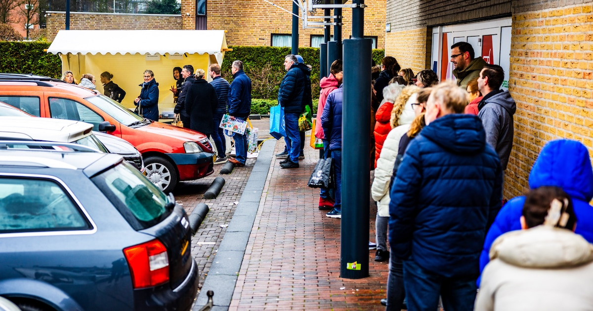 Spanning rond oud en nieuw in ‘s-Gravendeel en Nieuw-Beijerland: ‘Staan ...