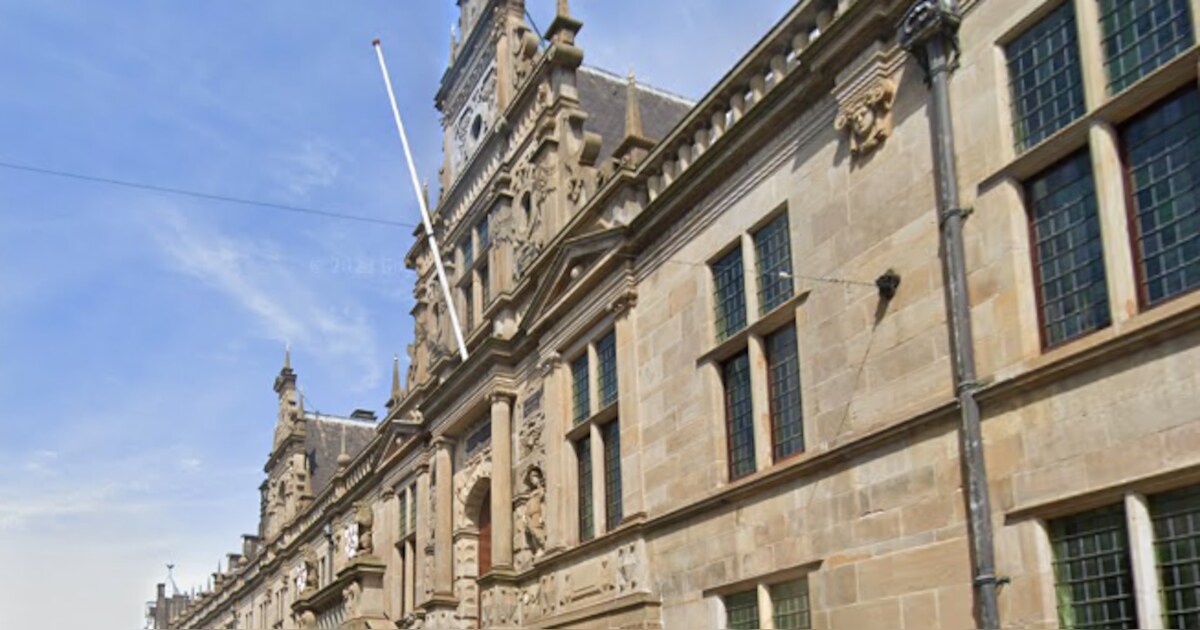 Raadslid Julia de Groot vertrekt bij D66 in Leiden en gaat verder als ...