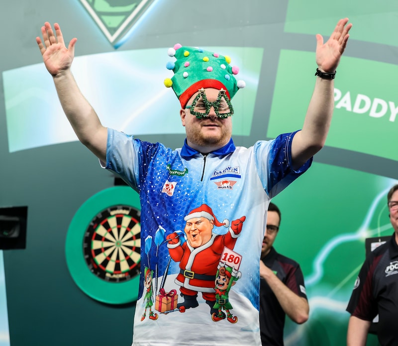 Opgeluchte Gian van Veen hoopt na eerste WK-zege op ‘ketchupfles’: ‘Ik heb in 27 interviews ...