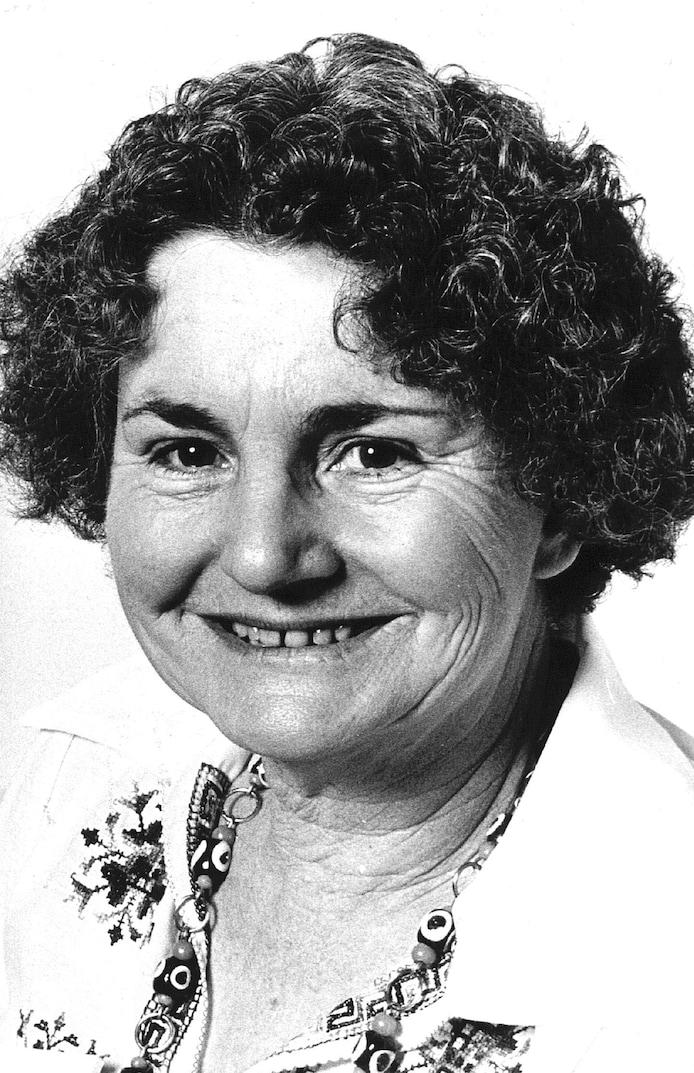 Expositie over Thea Beckman in Volksbuurtmuseum, beroemde schrijfster ...