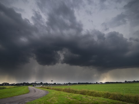 Dinsdag code geel voor stevige onweersbuien, vooral in noordoosten ...