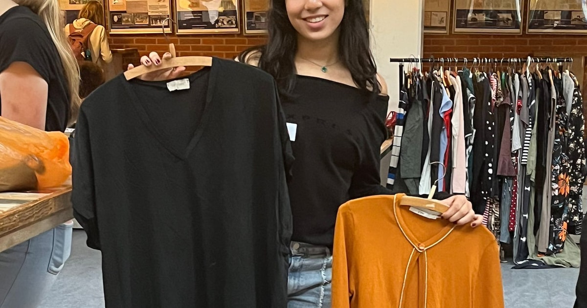 Hamta (16) is dol op tweedehands kleding: ‘Je hoeft niet altijd een ...