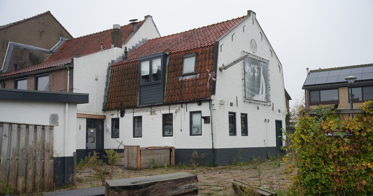 Leegstaande Bunschotense (ooit populaire) bruine kroeg gaat plaatsmaken ...