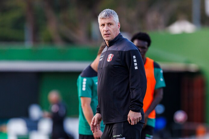 Tweedeklasser Oliveo stelt Mark Moen aan als hoofdtrainer: ‘Hij past ...