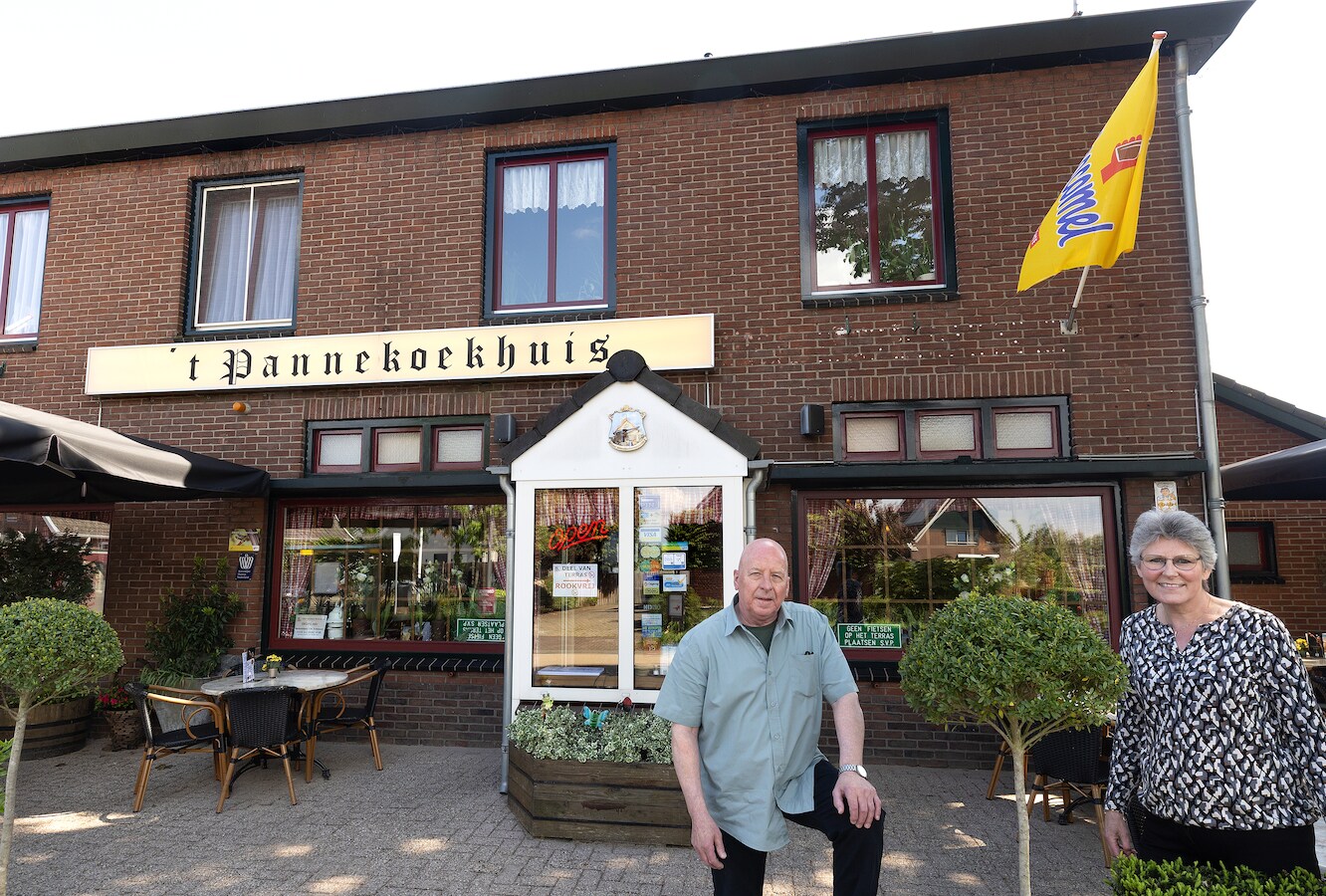 Opvolger gezocht! Dit koppel verkoopt pannenkoekenhuis, na meer dan 30 ...