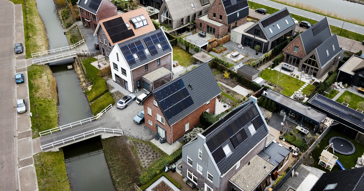 ABN Amro slaat alarm over woningmarkt: ‘Hoger risico op leegstand ...