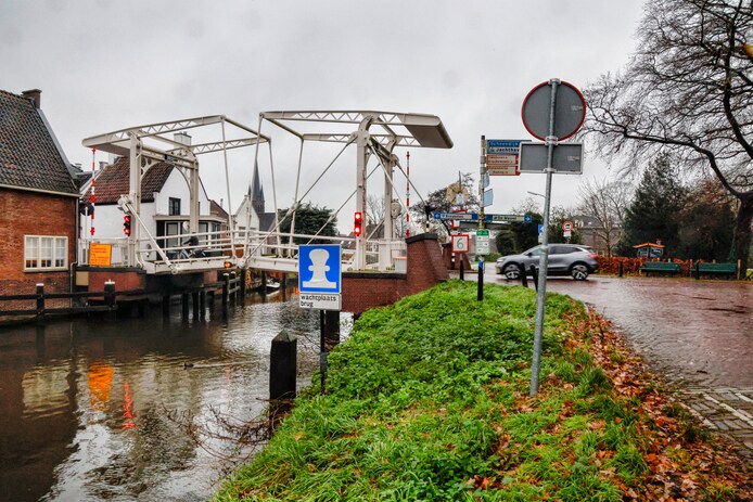 Eenrichtingsverkeer op het Zandpad blijft tot de lente van kracht ...