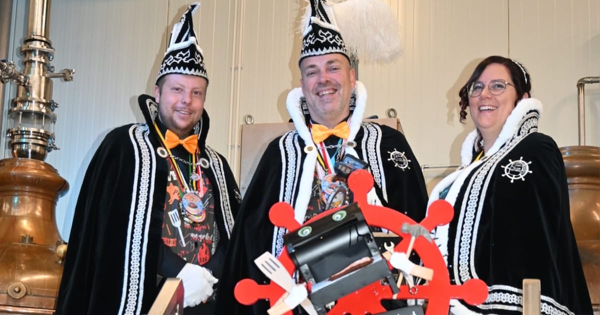Hans Bos is de nieuwe prins carnaval van Hoogland: ‘Het is echt een ...