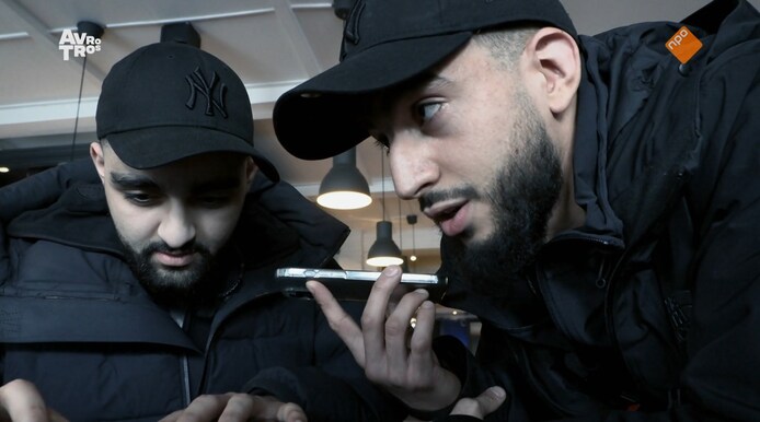 ‘Voortvluchtigen’ Achraf en Redouan leerden veel van deelname aan Hunted: ‘Mensen willen het ...