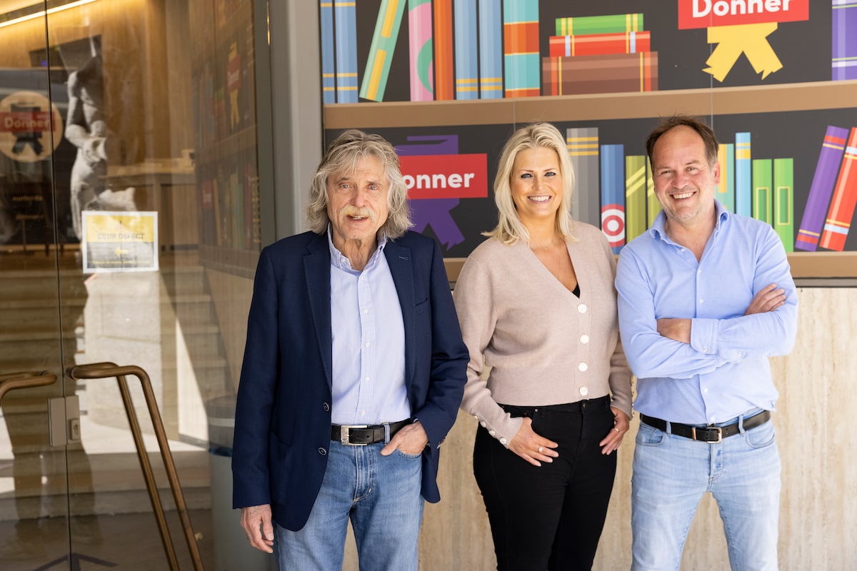 Antoinnette Scheulderman beticht Johan Derksen van jarenlange ...