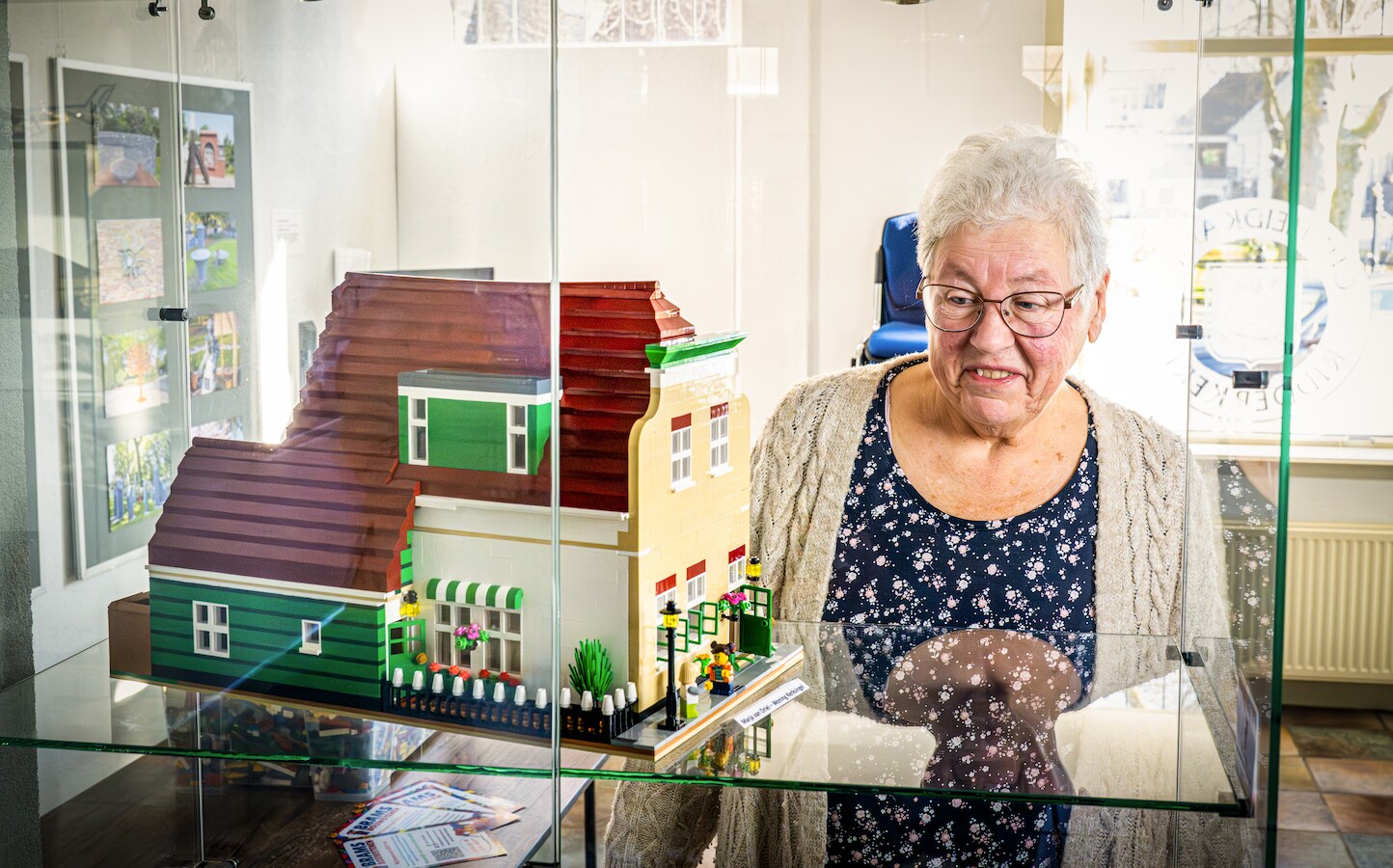 Marja maakte zelfs haar eigen huis met Legoblokjes: ‘Bouwen is ...