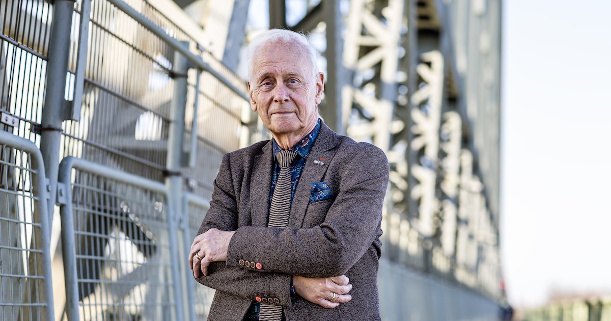 Hoe Wim (77) zijn horlogewinkel omtoverde tot Museum van Zuilen ...