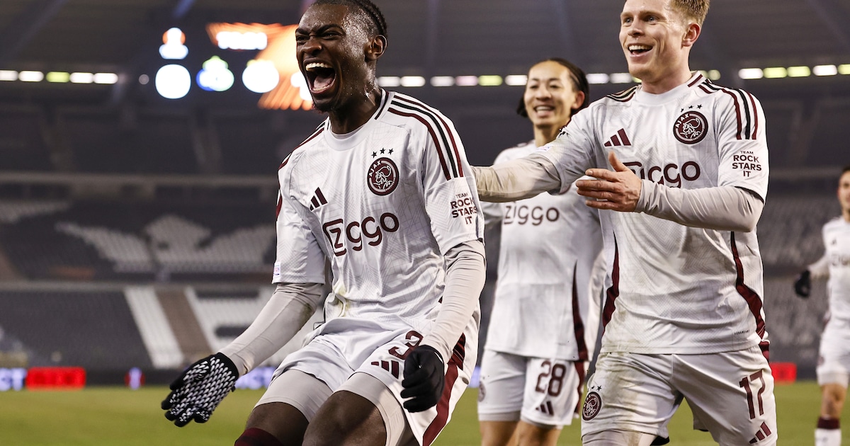 Jorthy Mokio (16) nu jongste doelpuntenmaker ooit voor Nederlandse club ...