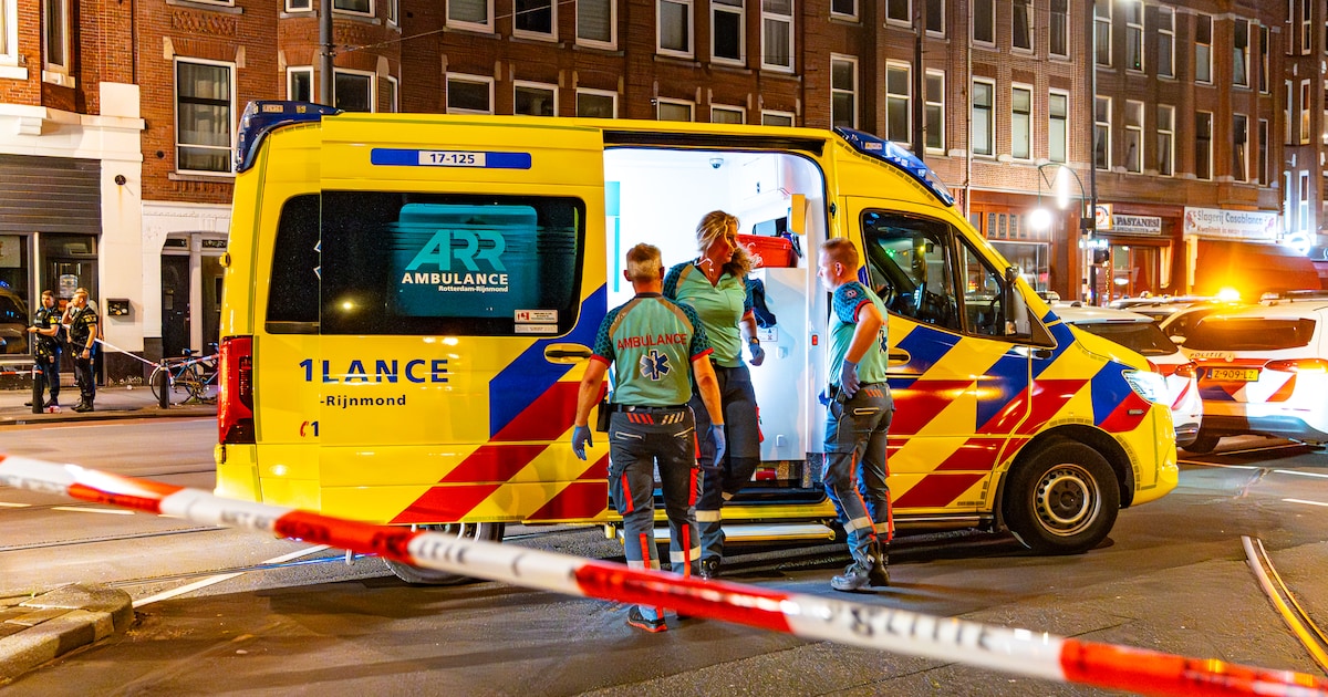 Twee gewonden bij schietpartij rondom café in Rotterdam-West, verdachte ...