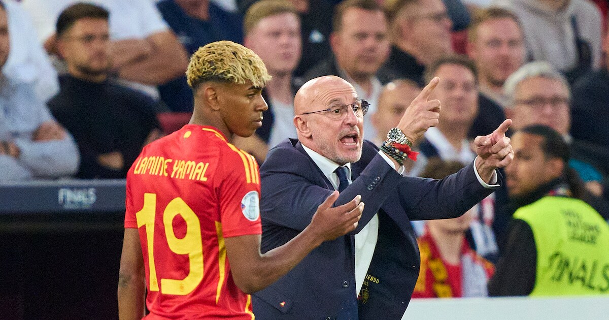 ‘Ik ben geschokt, heb dit nog nooit meegemaakt’: Spaanse bondscoach ...