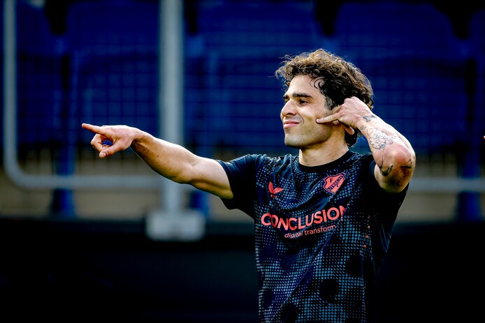 FC Utrecht zeker van Europees voetbal na simpele zege op RKC | Voetbal | AD.nl