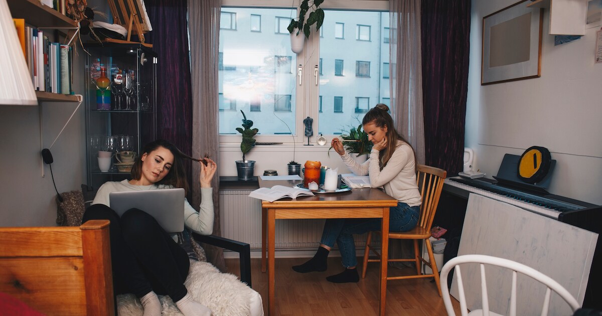 Uitpuilende hostels en wanhopige ouders: internationale studenten dupe ...