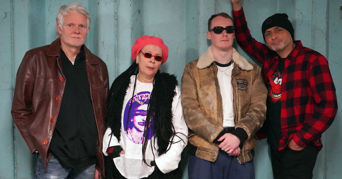 Susanne Bagaya en Michelle brengen punk naar Arnhem | Regio | AD.nl