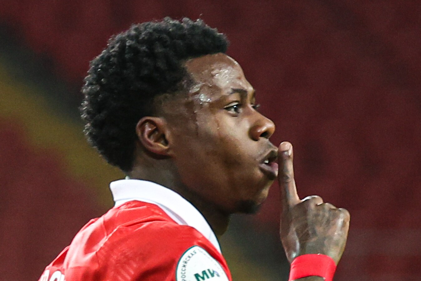 Met justitie op z'n hielen kiest Quincy Promes voor Rusland: 'Ik voel ...