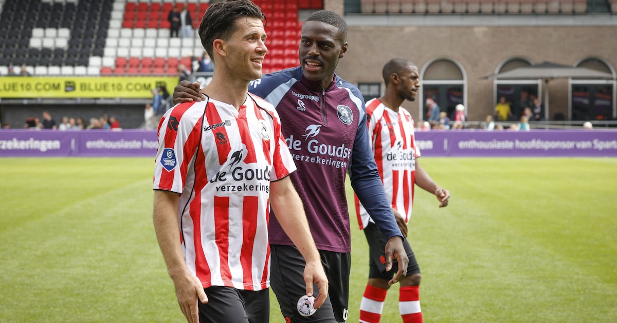 Waarom Maurice Steijn nog versterking eist op de rechterflank | Regio ...