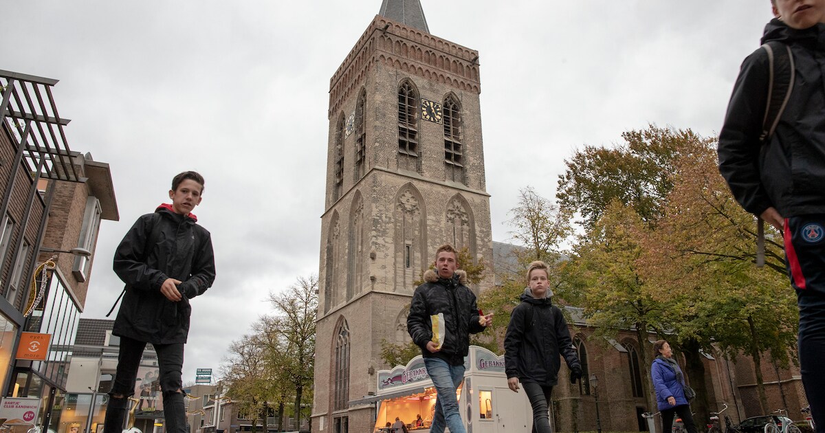 Zó kun je tijdens Airborne-maand de Oude Kerk in Ede kleur geven | Ede | AD.nl