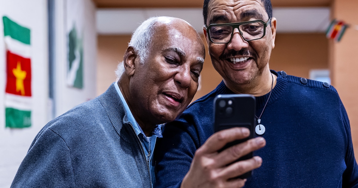 Even geen grappen van Jörgen Raymann maar een bezoek met een serieuze boodschap: ‘Veel schaamte ...