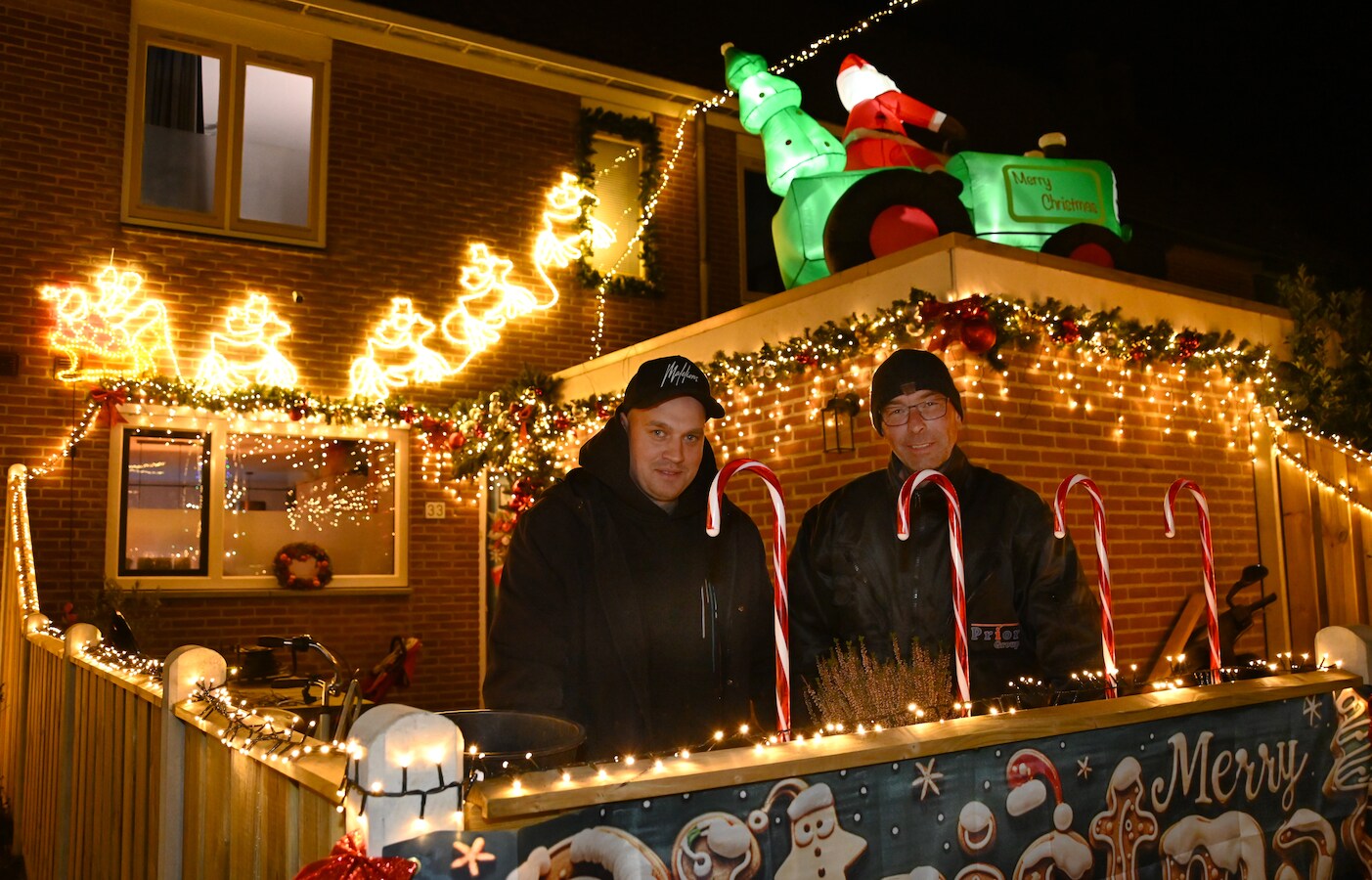 Het meest saamhorige straatje van Vlissingen, dankzij de kerstlichtjes ...