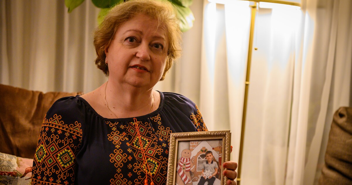 Kira (55) zit in de rats over haar dochter en kleinzoon na Russische ...