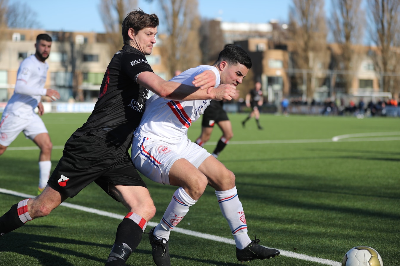 Duindorp geeft galavoorstelling en HBS in verhitte derby langs TAC’90 ...