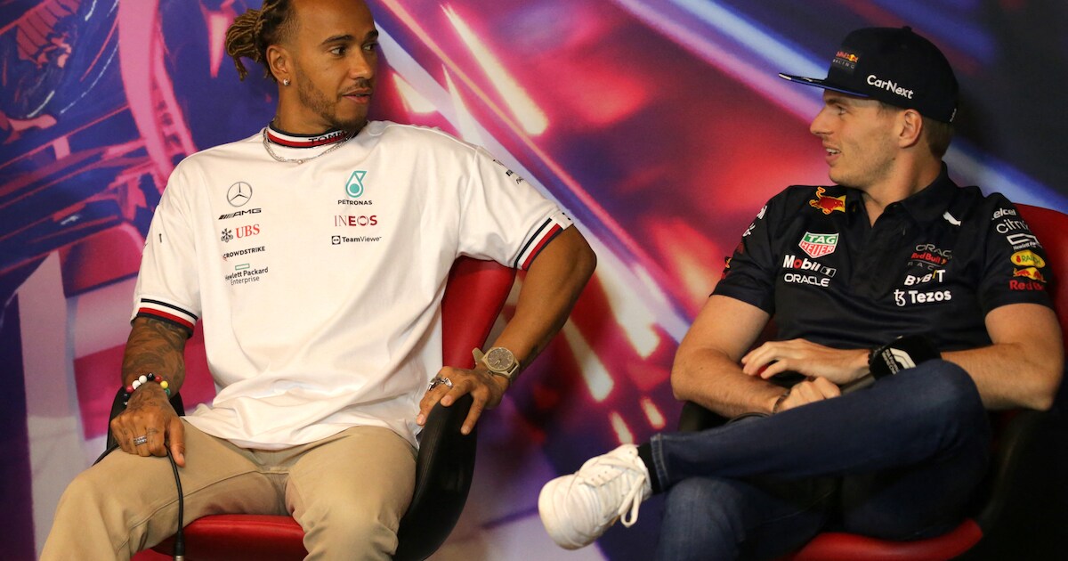 Verstappen en Hamilton lijnrecht tegenover elkaar na ingrijpen FIA: ‘Nu regels veranderen is ...